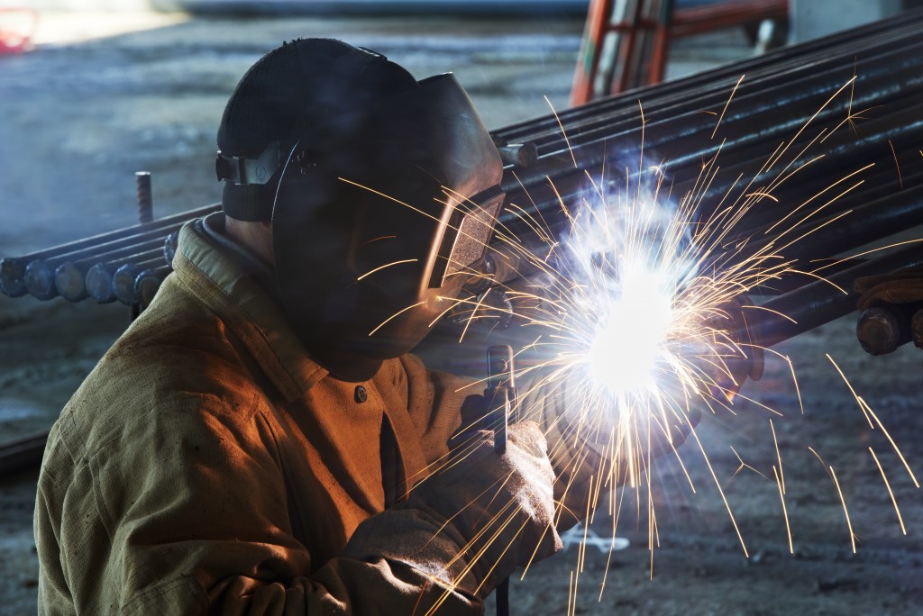 Elements of Body Protection for Welders - Components of Body Protection ...